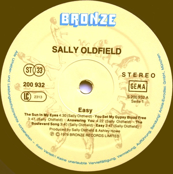 Sally Oldfield – Easy (LP, Album) – akerrecords.nl