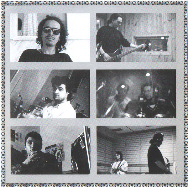 Middle Fingers – Middle Fingers (7″, EP) – akerrecords.nl