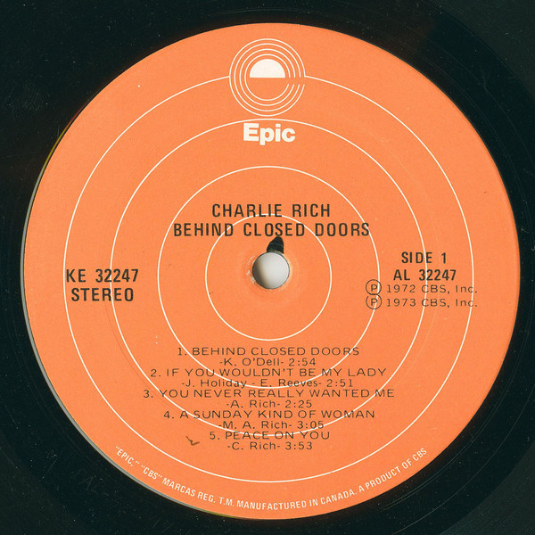 Charlie Rich – Behind Closed Doors (LP, Album) – akerrecords.nl